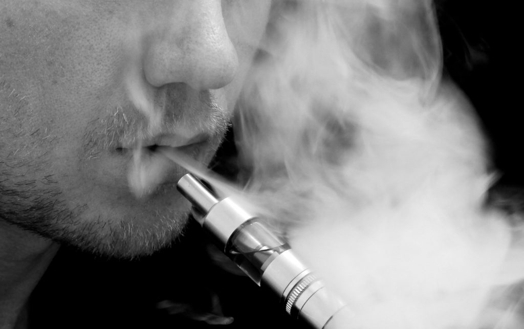 Vaping and Driving: Here's What You Need to Know - Follow News