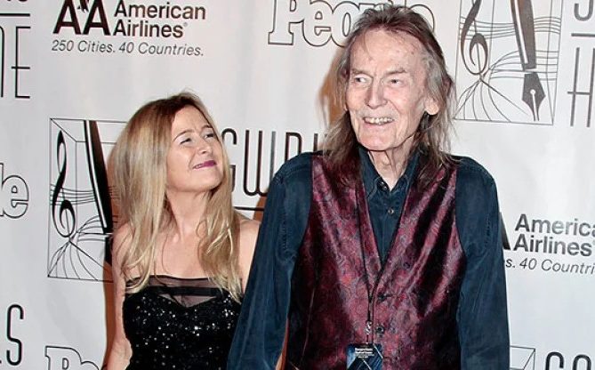 Kim Hasse: Life of Gordon Lightfoot's Widow Outside of Hollywood